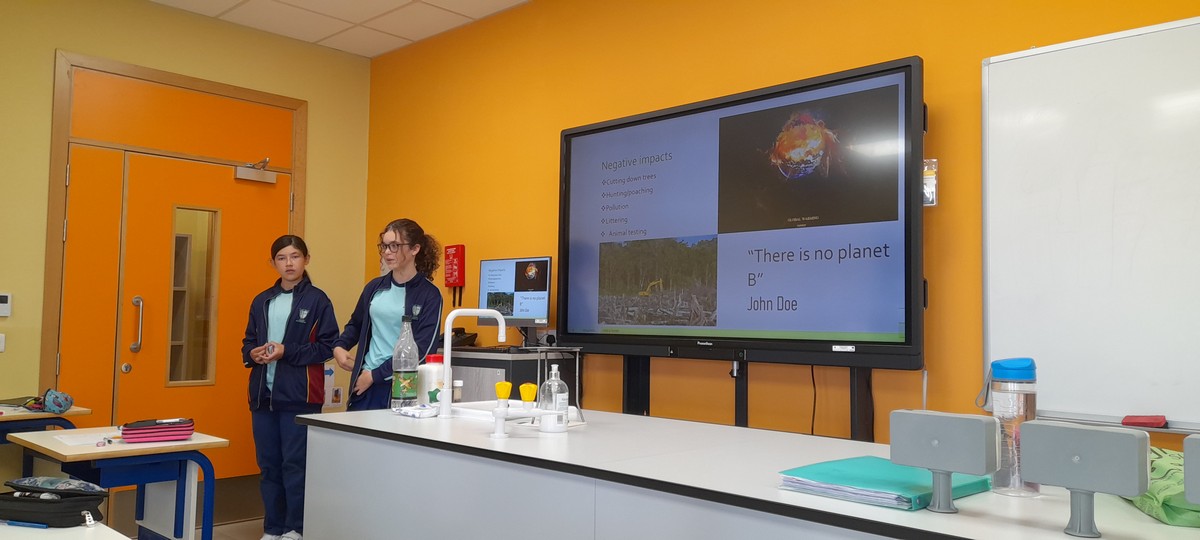 Learning about the fieldwork in the classroom - St Thomas More College